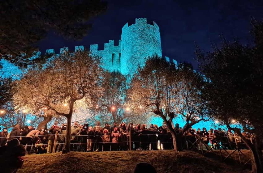 Natale in Umbria: Luci sul Trasimeno a Castiglione del Lago - Pleinair